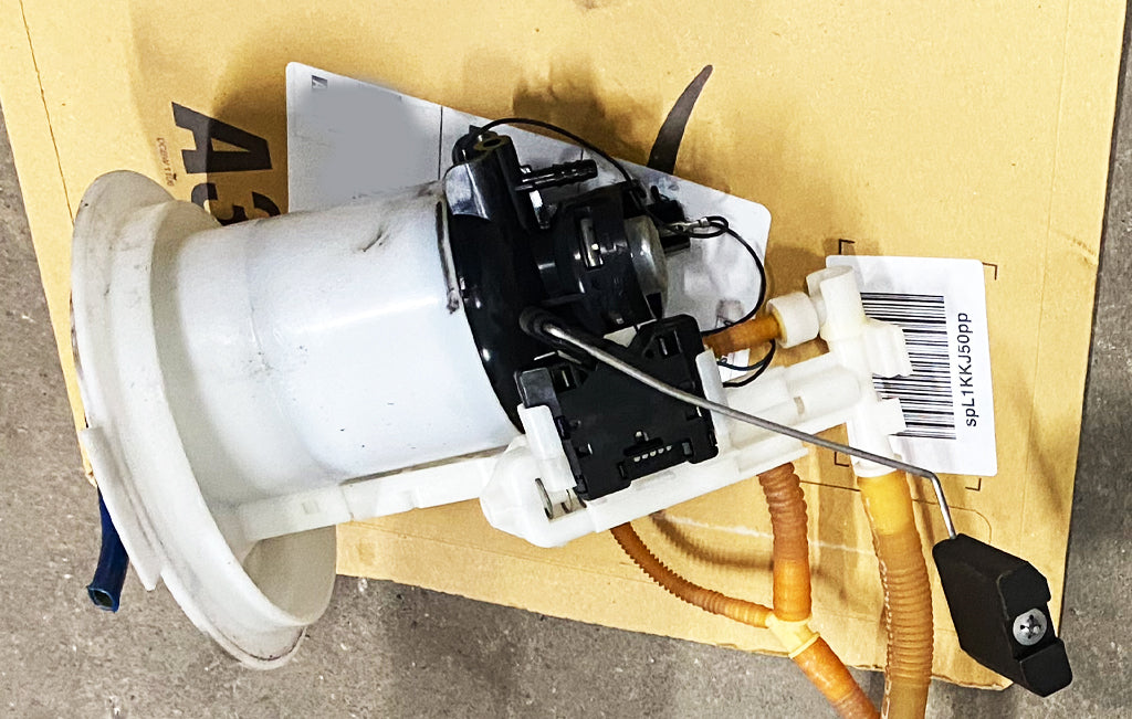 Mercedes C63 AMG 6.3 W204 - Intank Fuel Pump / Sender Unit – HOUSE OF H.S.P