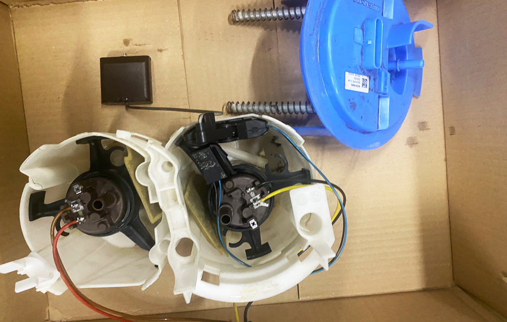 Mercedes C63 AMG 6.3 W204 - Fuel Pump (Twin Pump) – HOUSE OF H.S.P