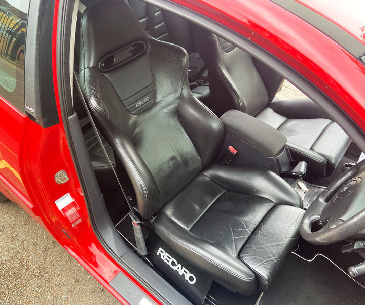 Renault Megane Sport R26 / 225 Recaro Trendline Front Seats – HOUSE OF ...