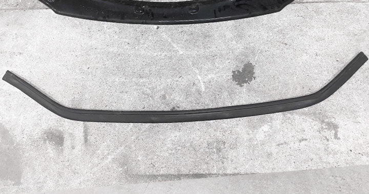 BMW F20 / F21 M135i - BONNET RUBBER – HOUSE OF H.S.P